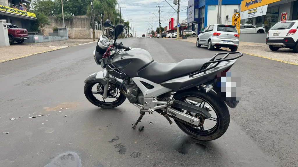Acidente entre carro e moto deixa motociclista ferida em Ivoti - Jornal O Diário